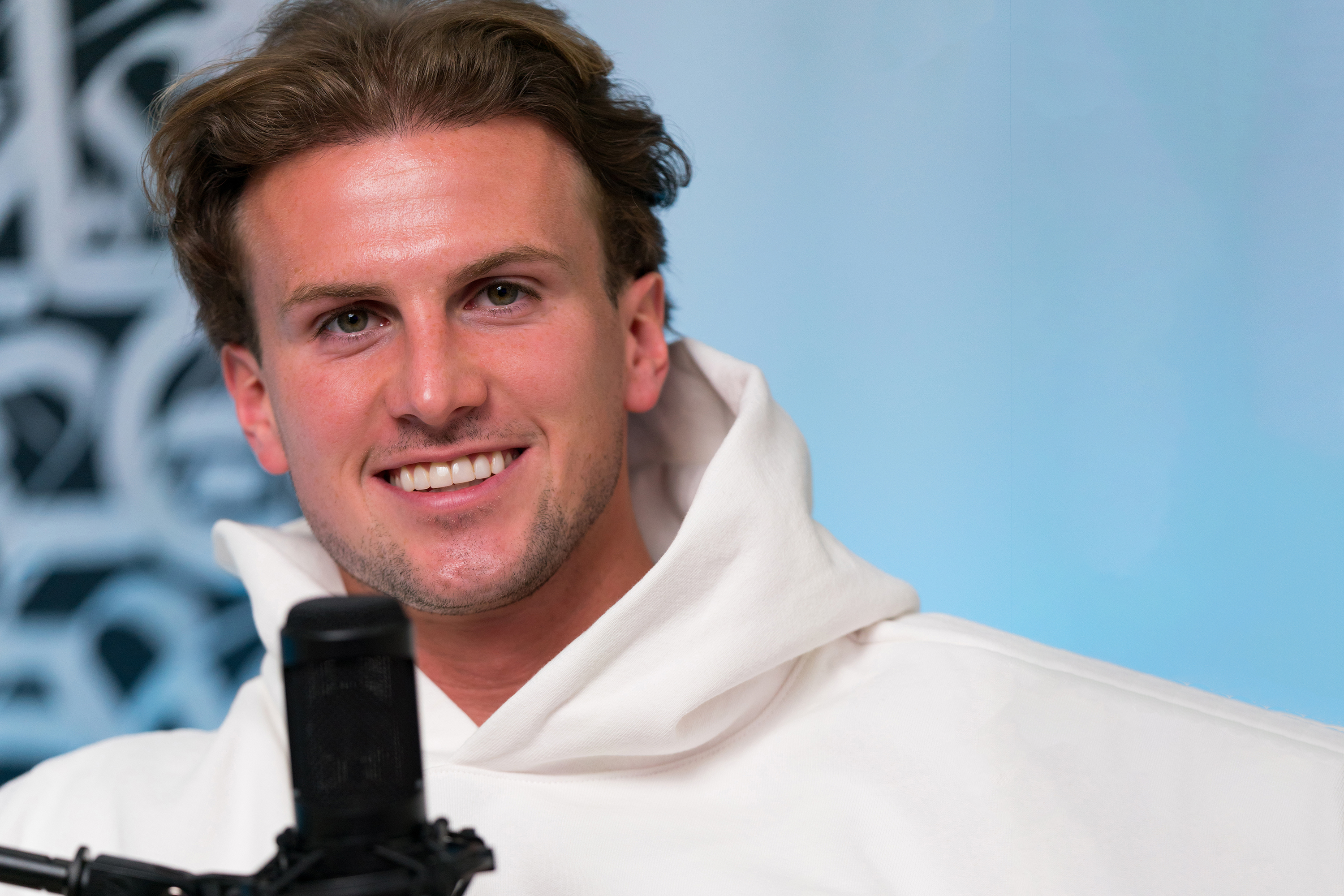 Rob Holding Exclusive Sit-down on the JAXXON Podcast | JAXXON